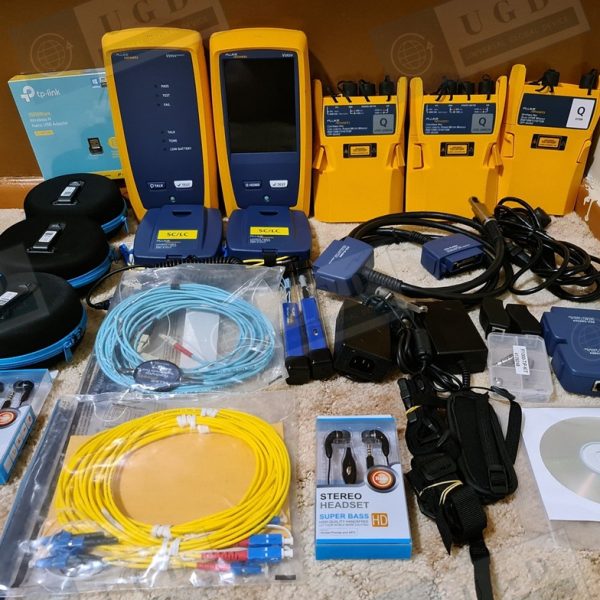 Fluke Networks DSX-8000 Cable Analyzer - Universal Global Device